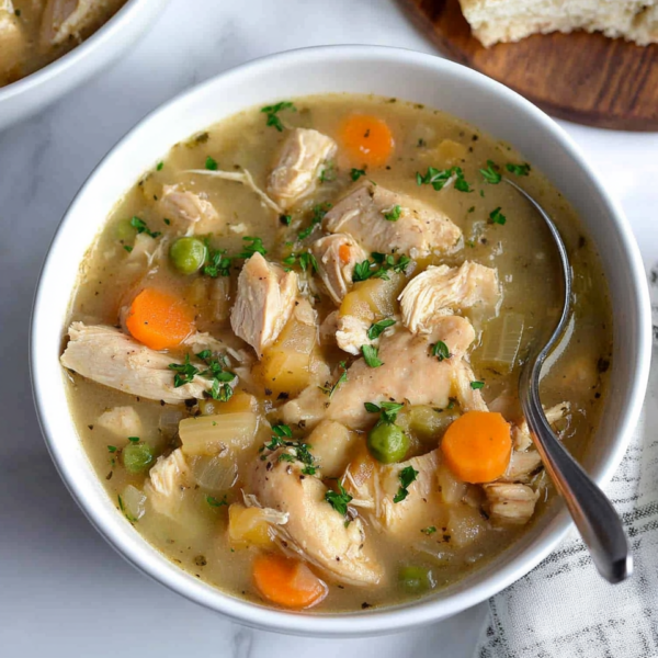 Slow Cooker Chicken Stew – Easy, Hearty & Creamy Without Cream